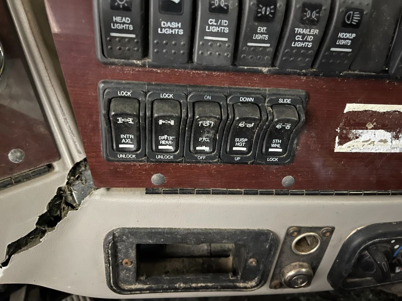 Western Star Trucks 4900FA Dash Panel for Sale