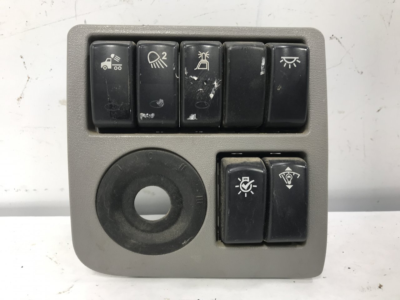 S64-6105 | Peterbilt 567 Dash Panel for Sale