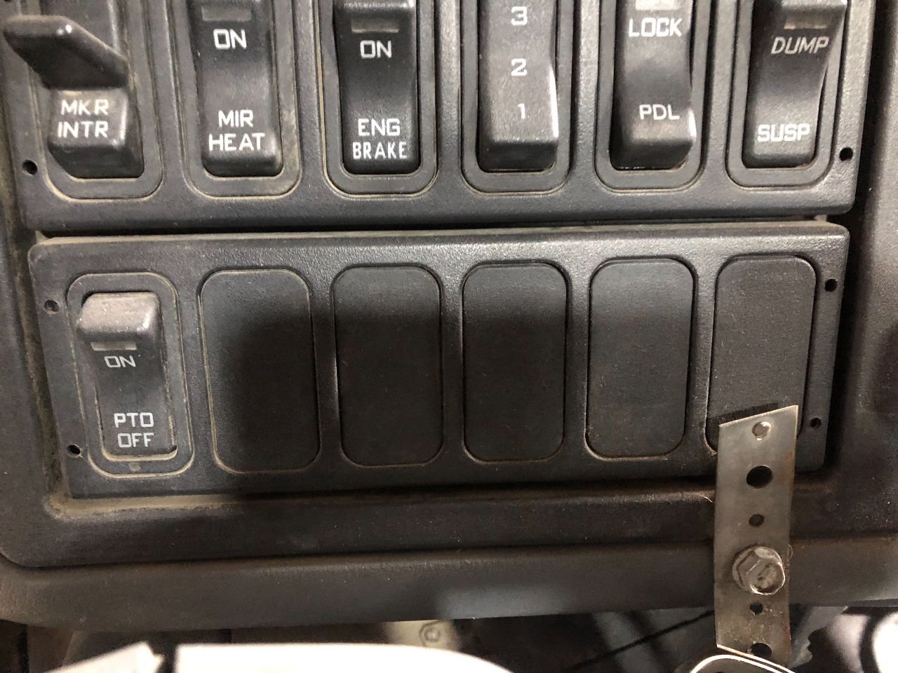 International 7600 Dash Panel for Sale