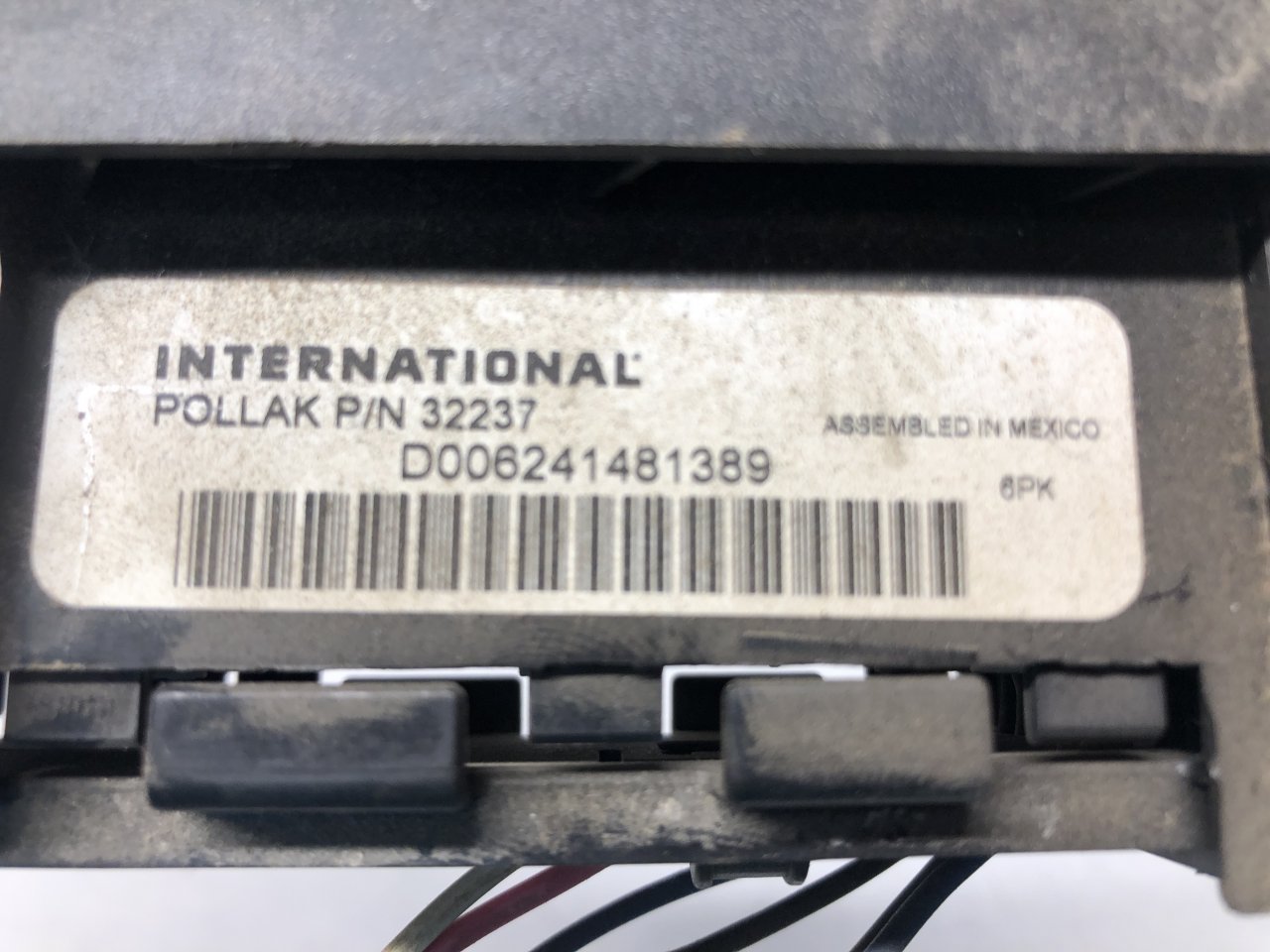 32237 | International 8600 Dash Panel for Sale
