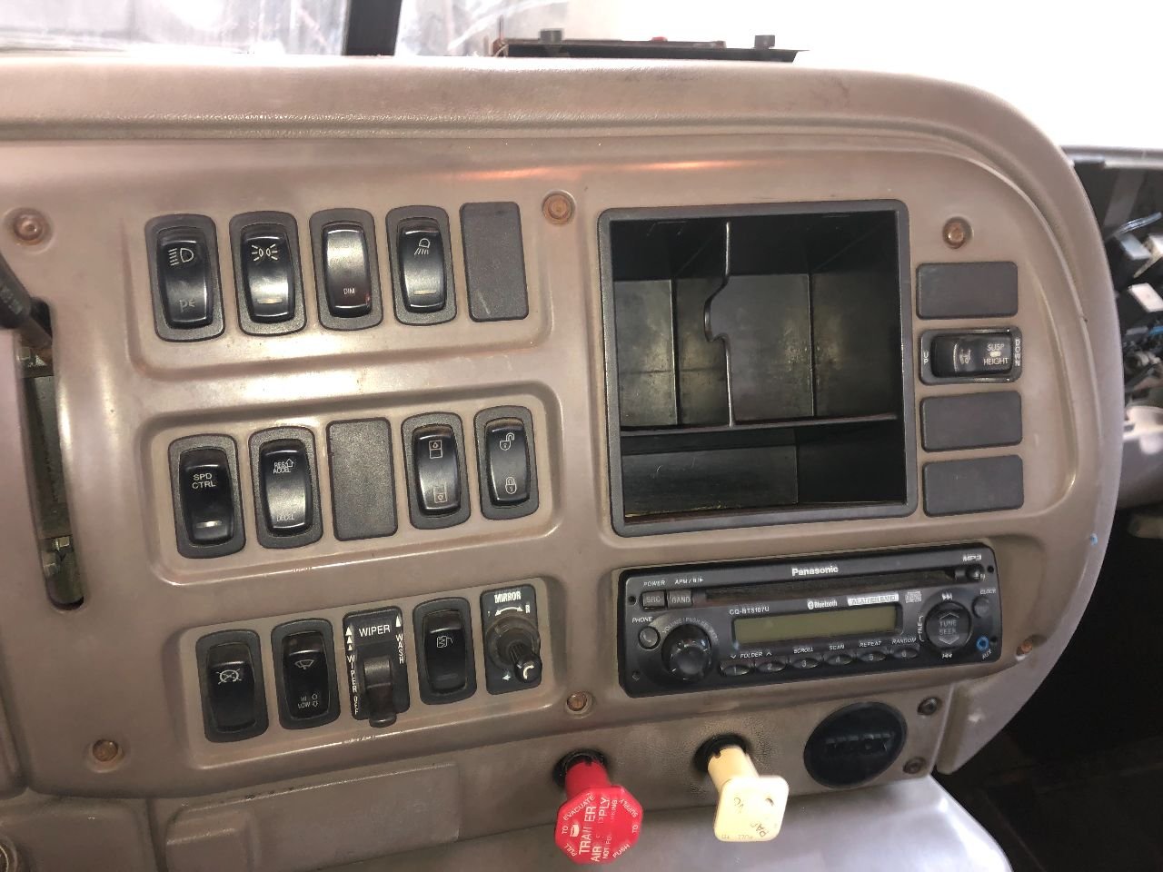 Mack CH600 Dash Panel for Sale