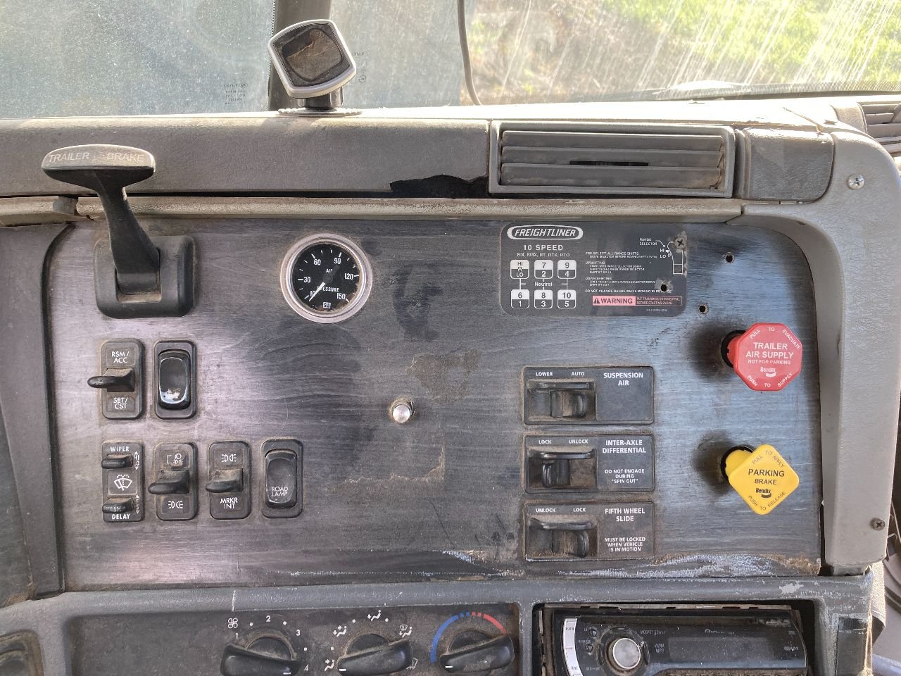 Freightliner COLUMBIA 120 Dash Panel for Sale