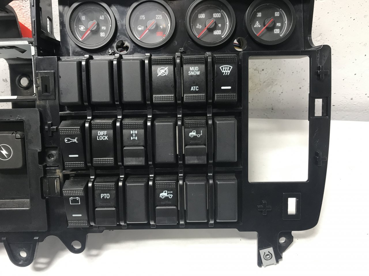 84755897 | Mack ANTHEM (AN) Dash Panel for Sale