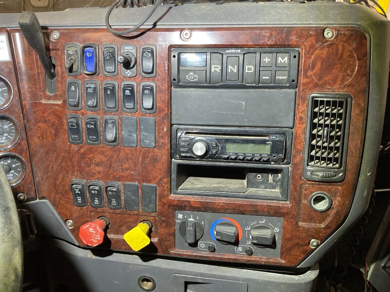84MT5102M | Mack CXU613 Dash Panel for Sale