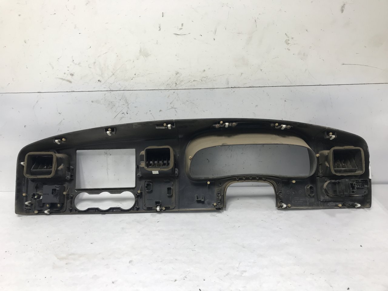 5C34-25044D70-A | Ford F550 SUPER DUTY Dash Panel for Sale