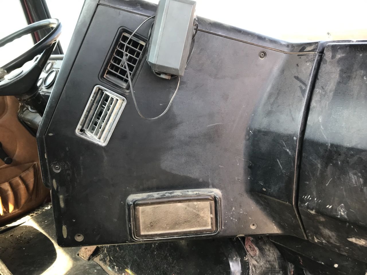 Freightliner FLC112 Dash Panel for Sale