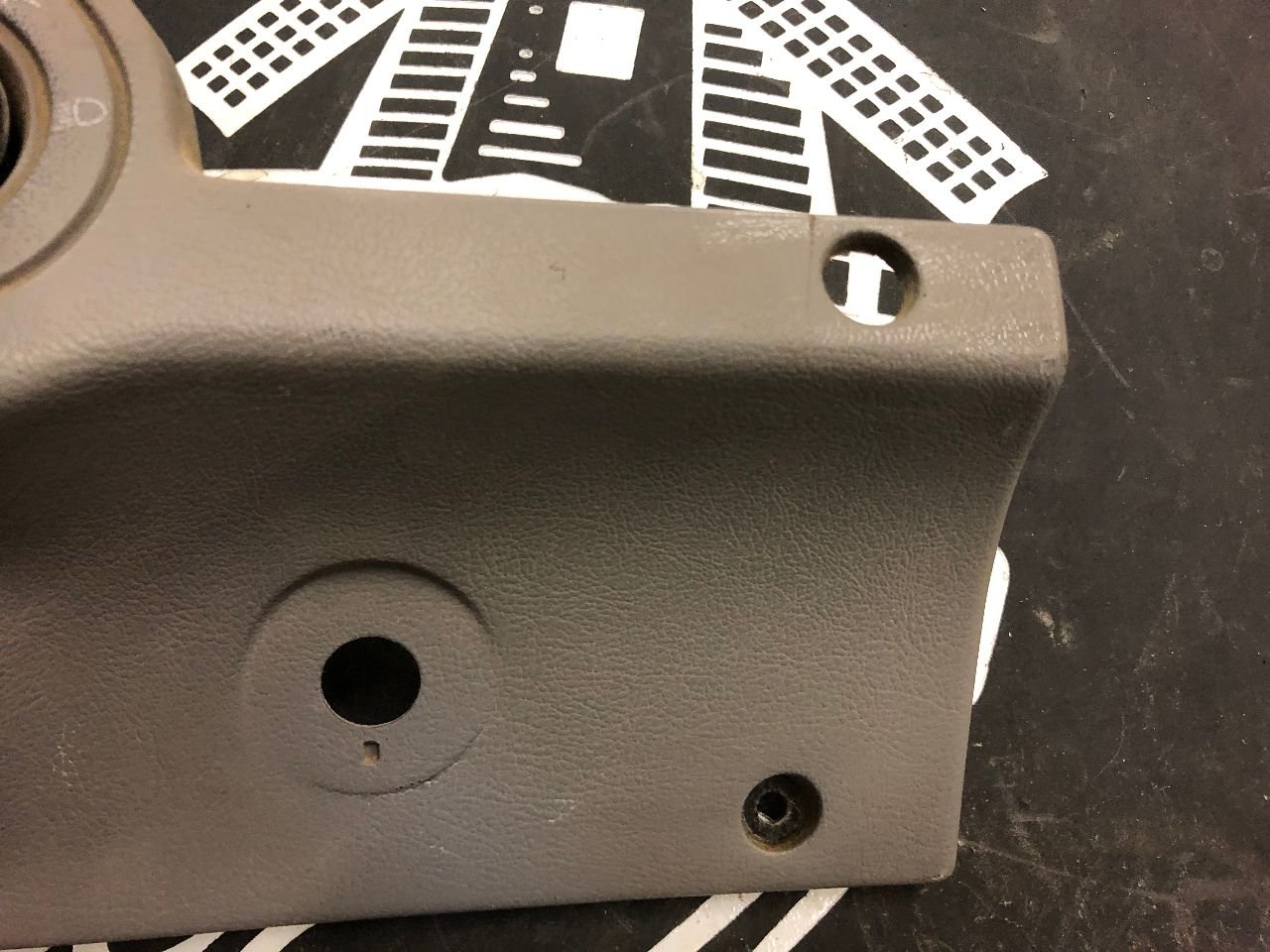 Ford L8501 Dash Panel for Sale