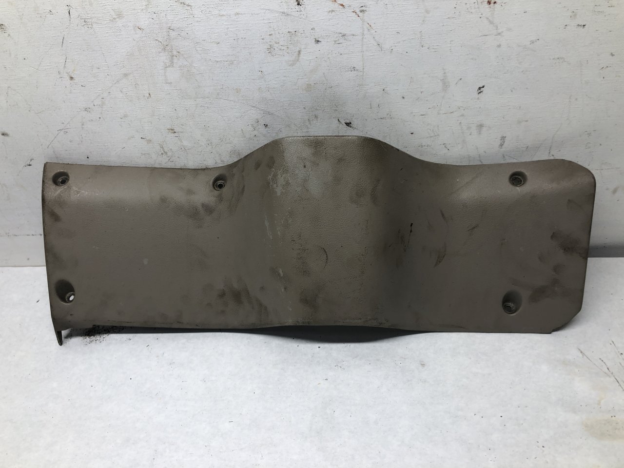 F6HT-80044B79-ABW | Ford L8511 Dash Panel for Sale