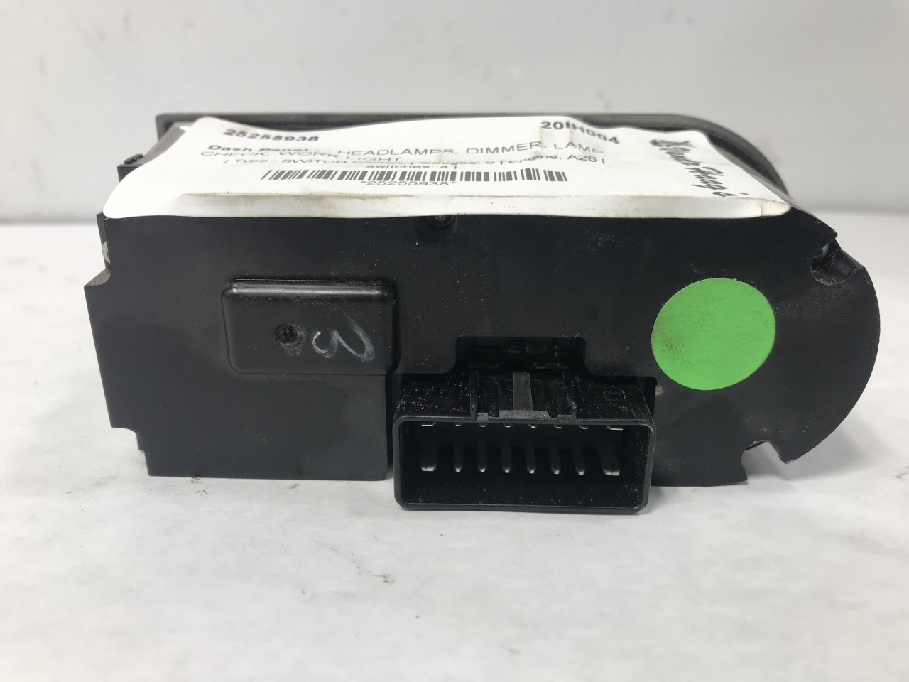 4080941C2 | International LT Dash Panel for Sale