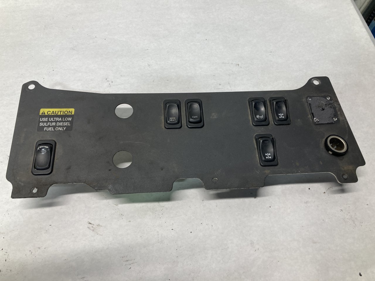 AH6025 | Freightliner M2 106 Dash Panel for Sale