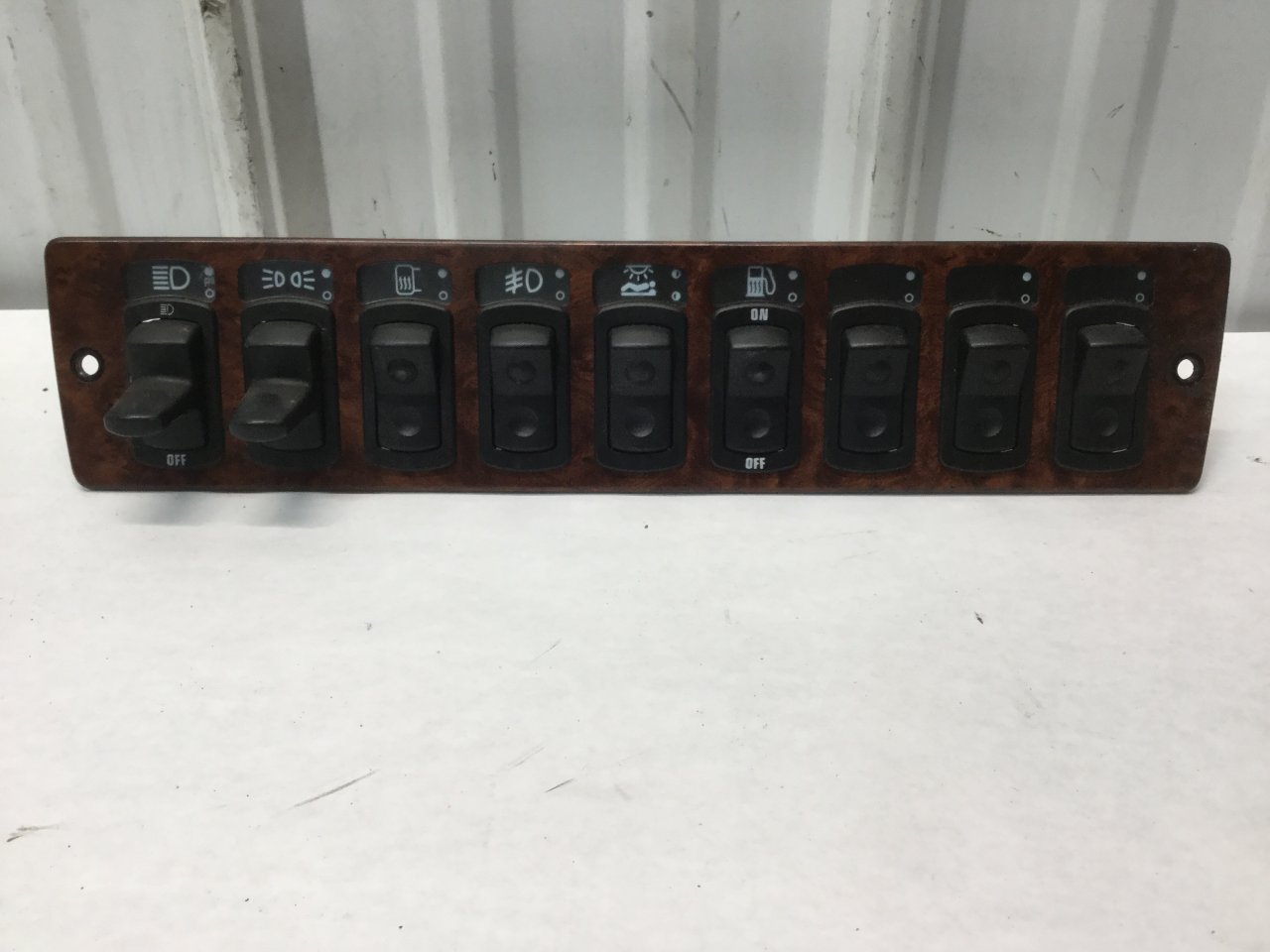 S64-1041-9 | Kenworth T2000 Dash Panel for Sale