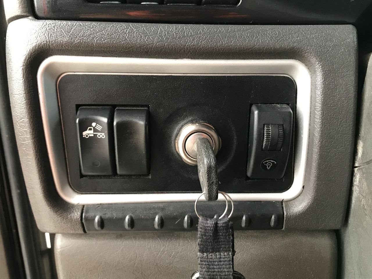 Kenworth T440 Dash Panel for Sale