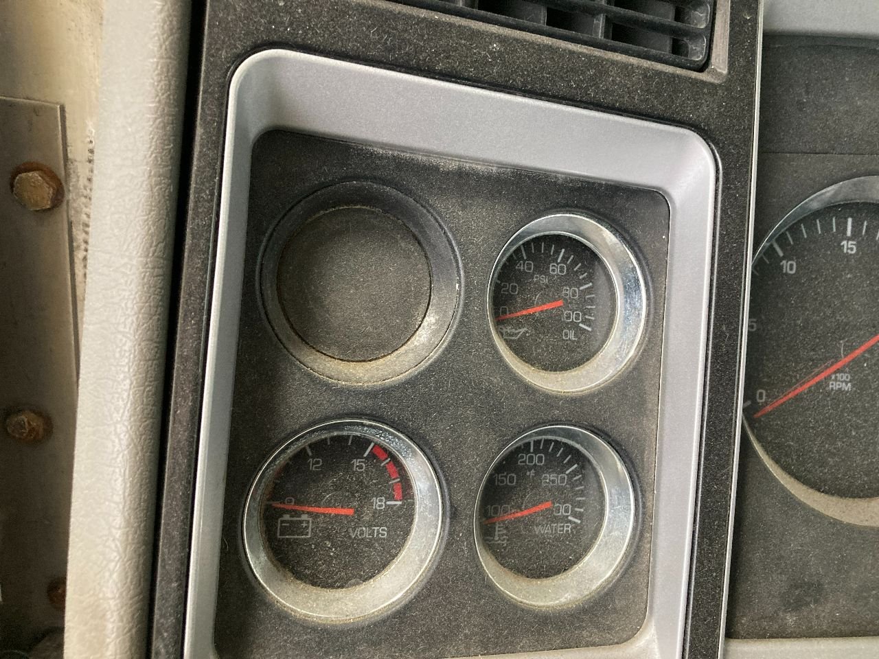 Kenworth T440 Dash Panel for Sale