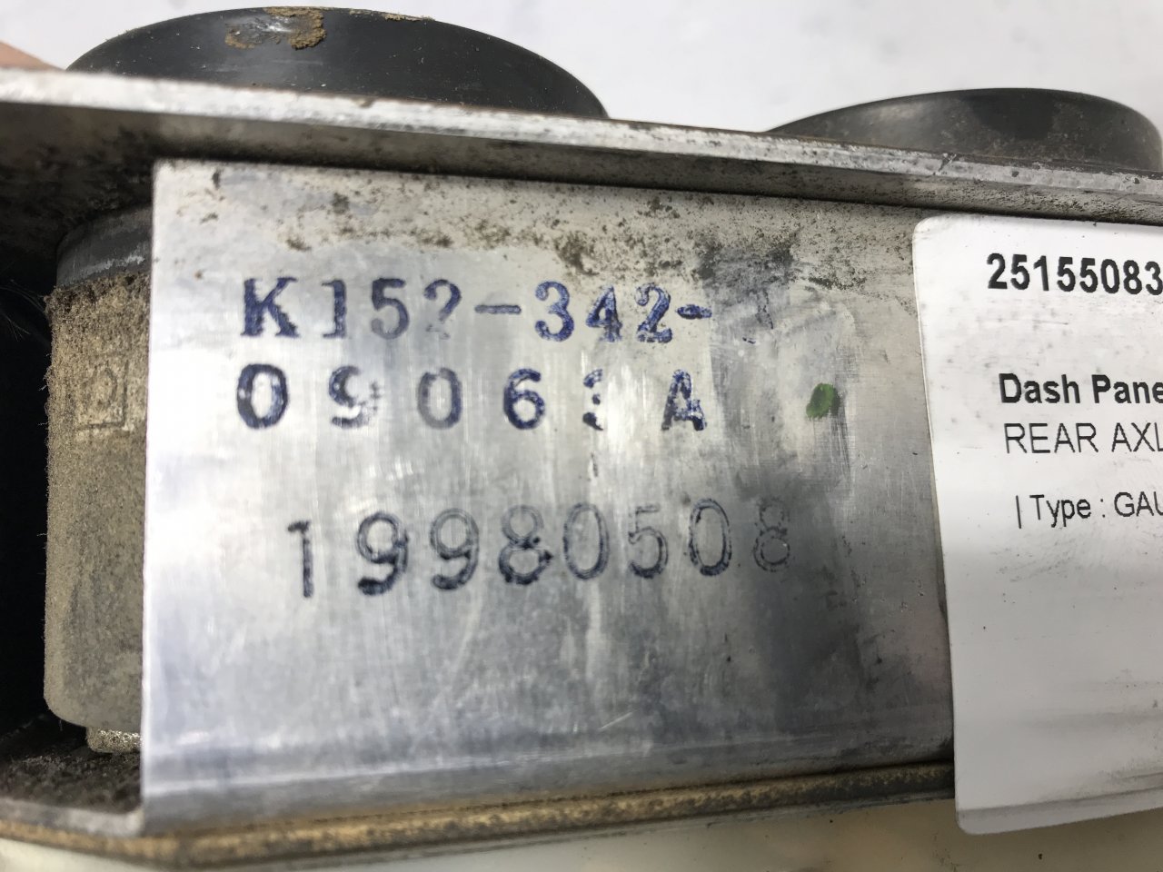 K152-342 | Kenworth T600 Dash Panel for Sale