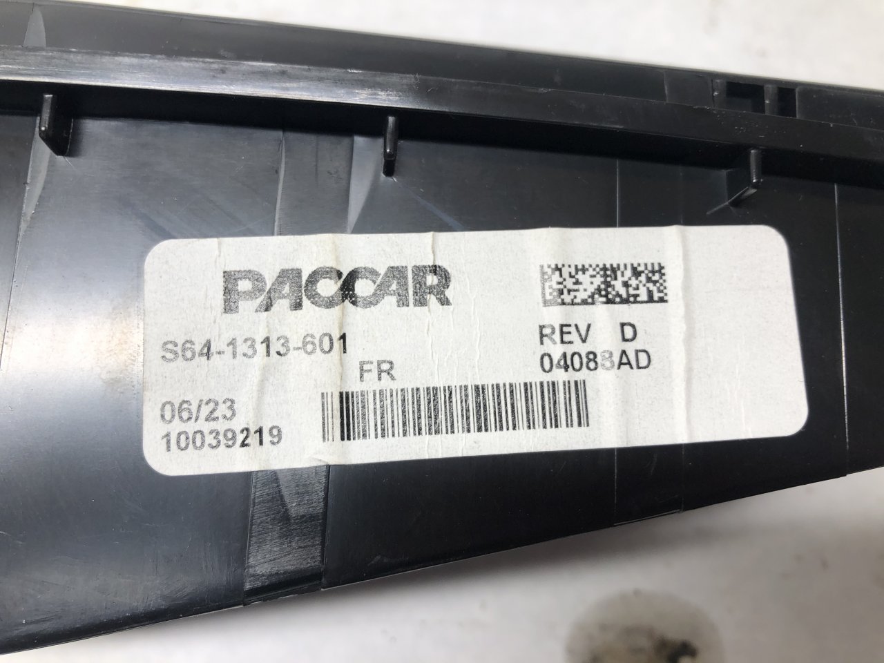 S64-1313-601 | Kenworth T680 Dash Panel for Sale