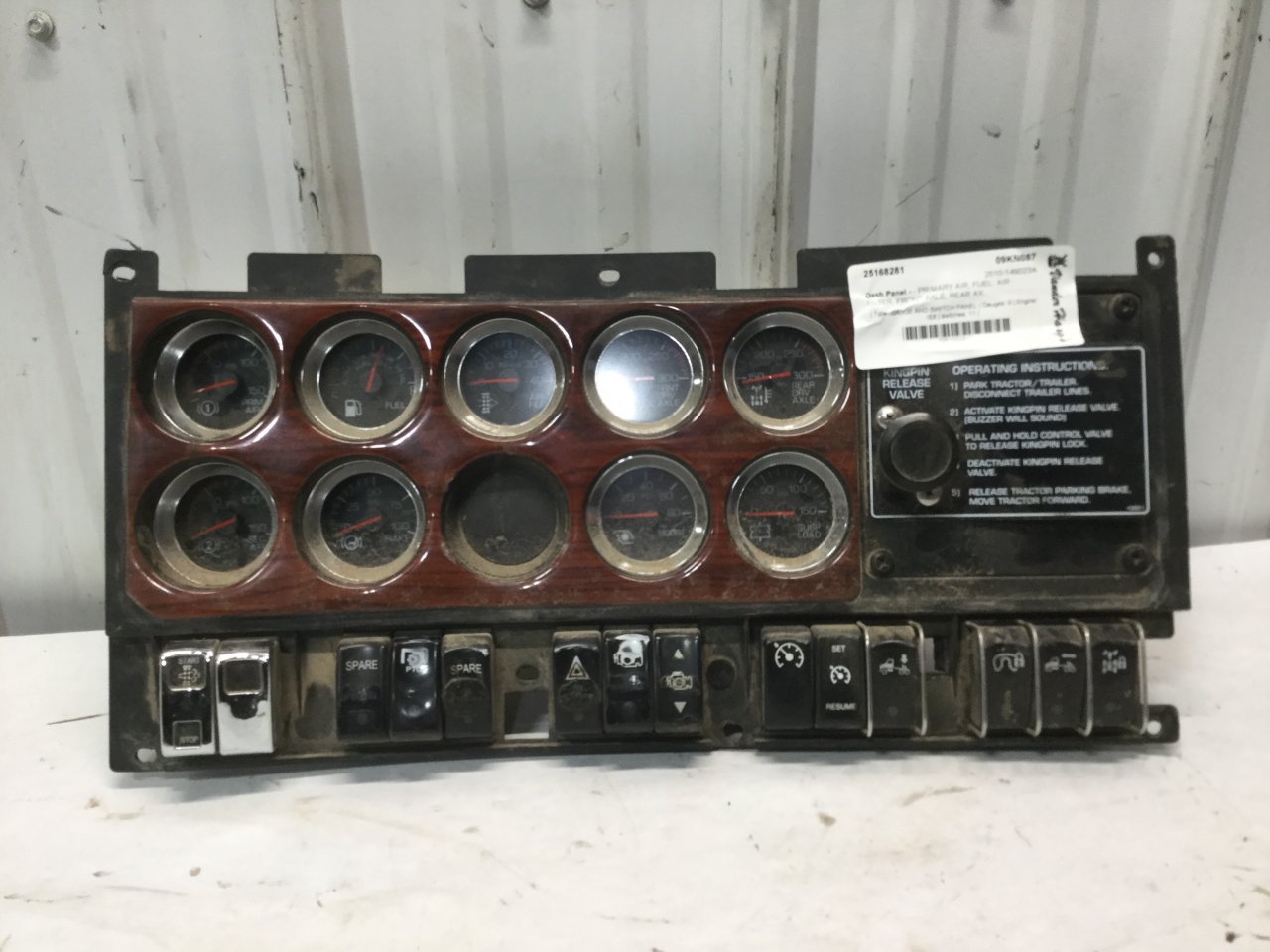 S64-1196-1102 | Kenworth T800 Dash Panel for Sale