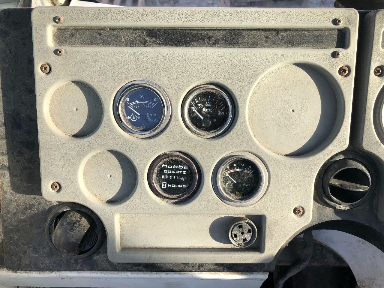 Capacity TJ5000 Dash Panel for Sale