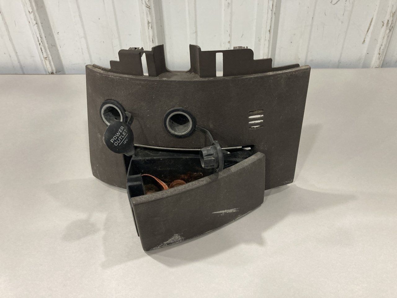 V-6-170-050L | Volvo VNL Dash Panel for Sale