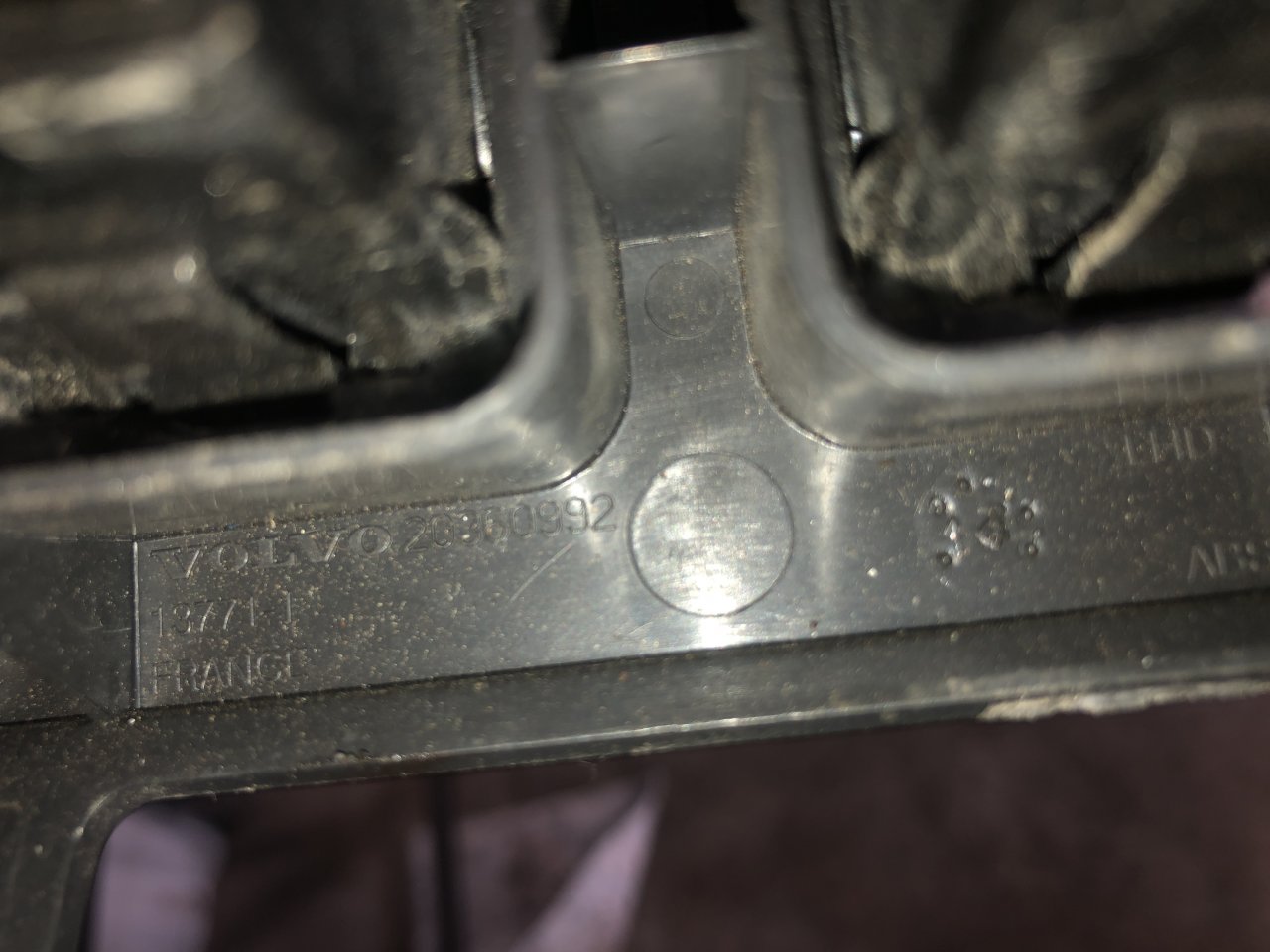 20360992 | Volvo VNL Dash Panel for Sale