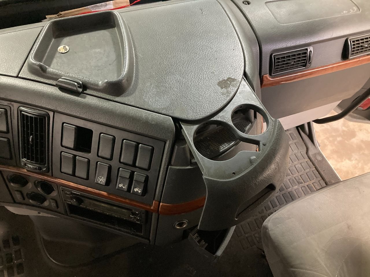 Volvo VNL Dash Panel for Sale