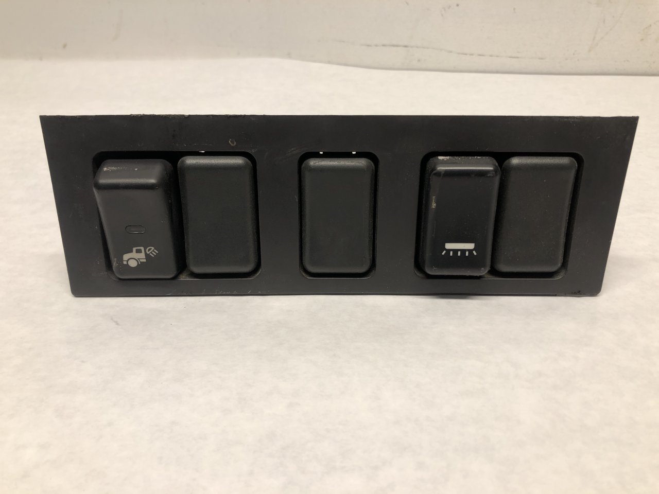 3175615 | Volvo VNL Dash Panel for Sale