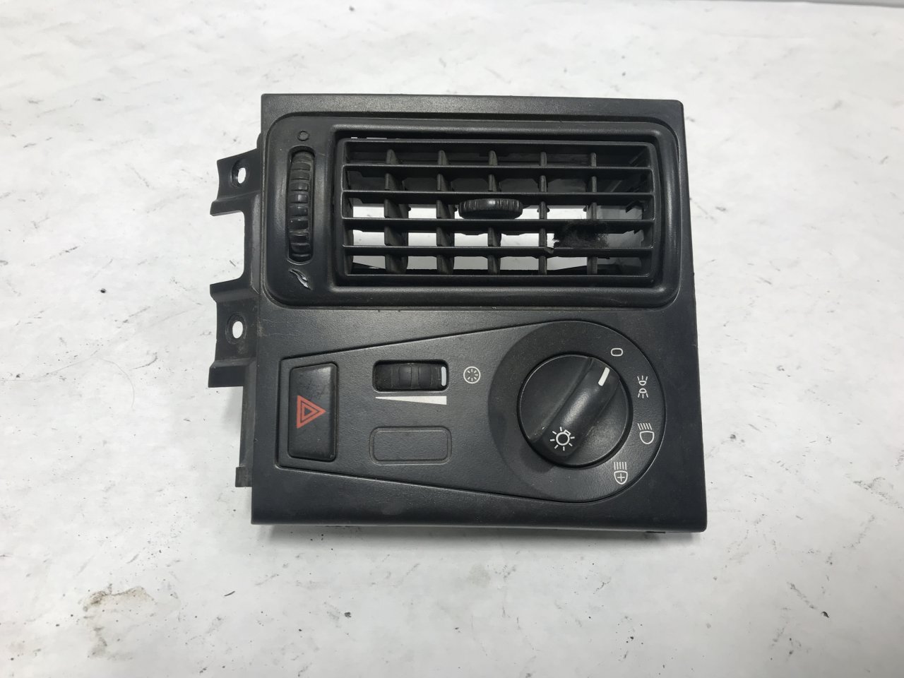 Volvo VNL Dash Panel for Sale