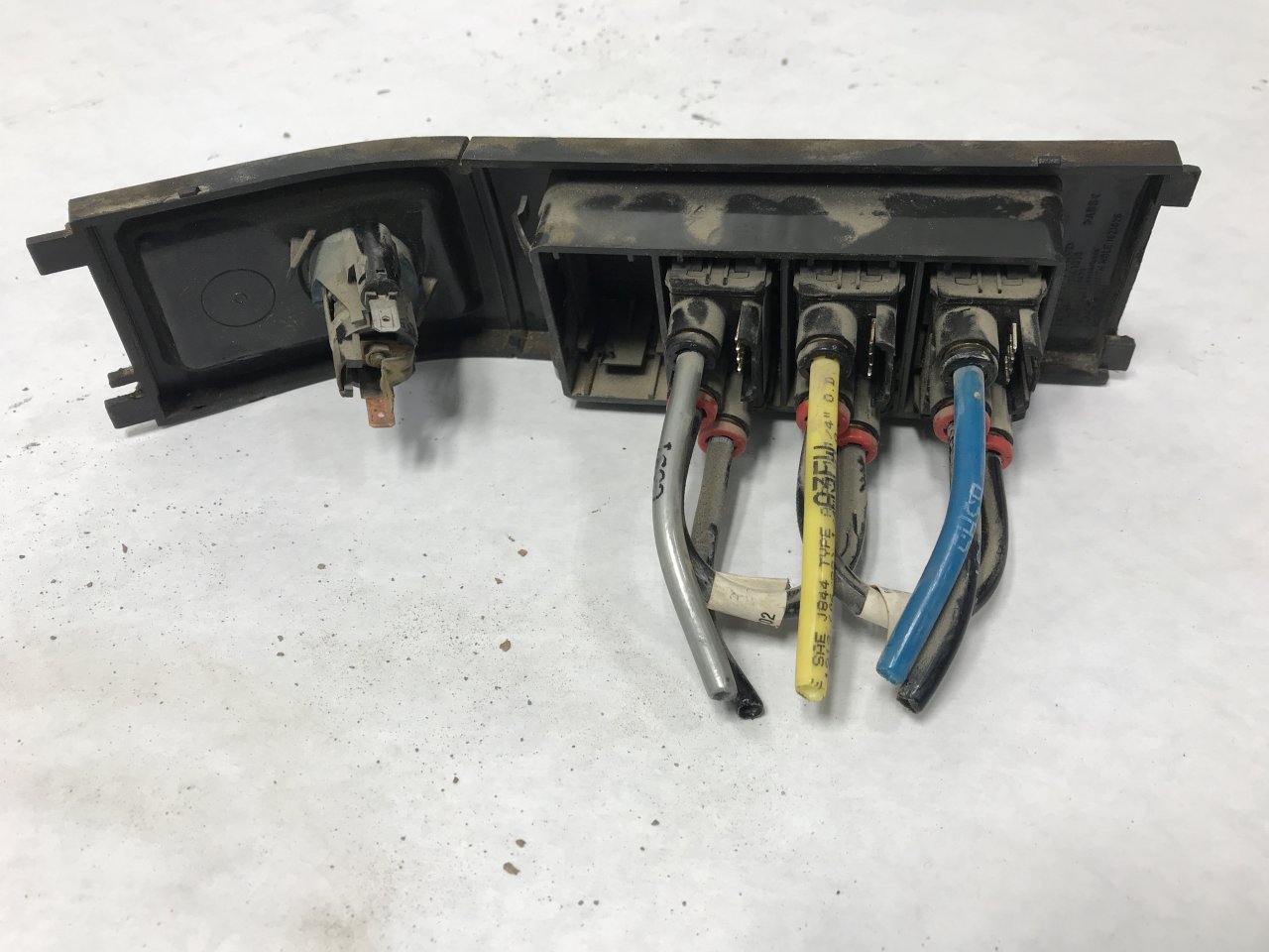 it-pm-oem-flex1 | Volvo VNM Dash Panel for Sale