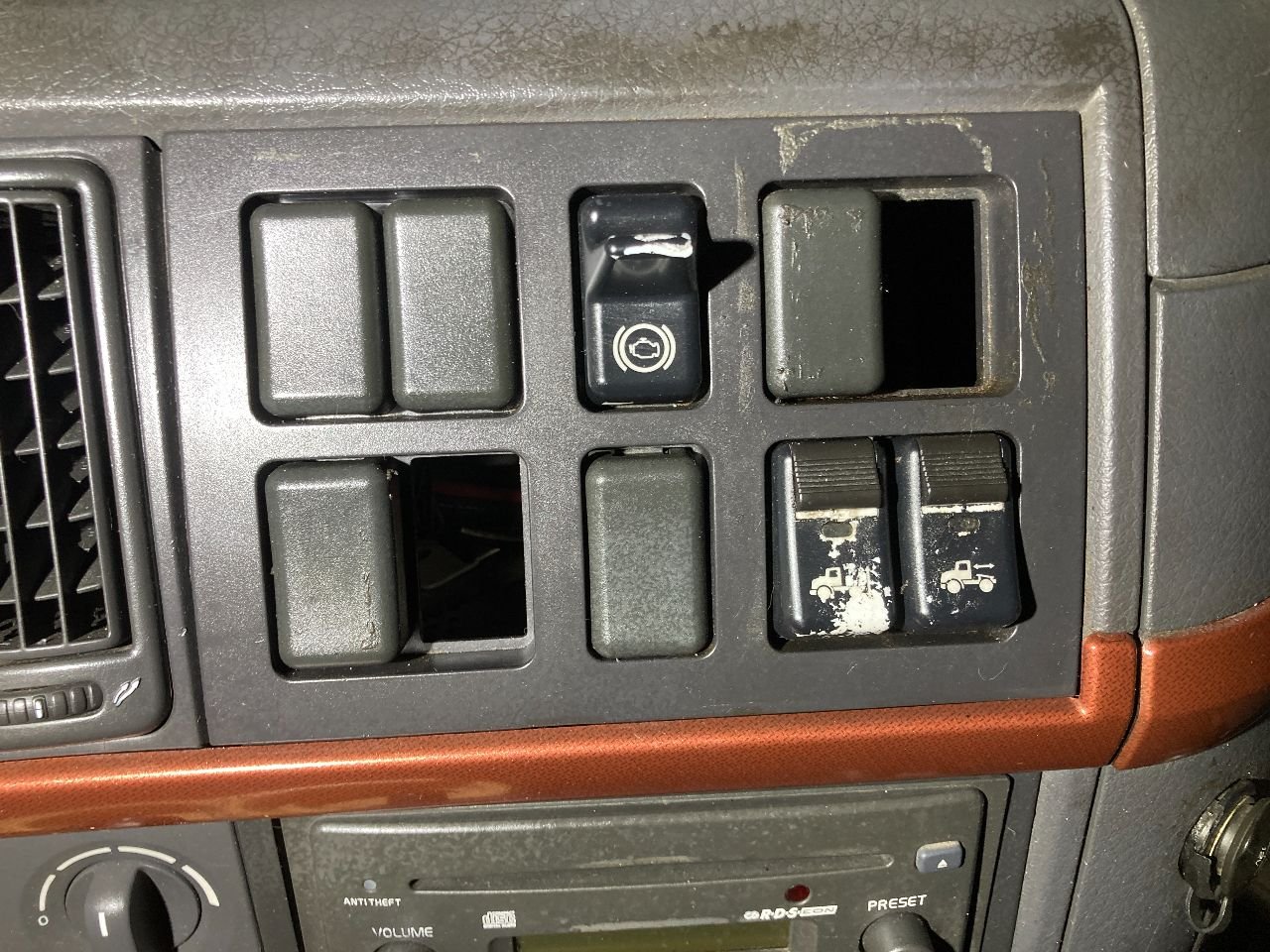 Volvo VT Dash Panel for Sale