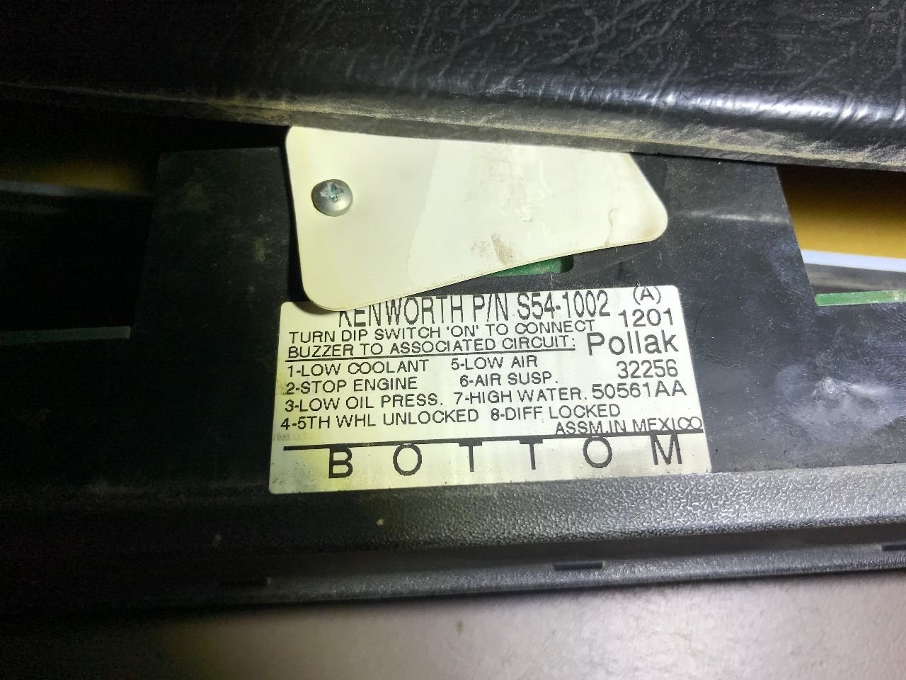 S54-1002 | Kenworth W900S Miscellaneous Lighting for Sale