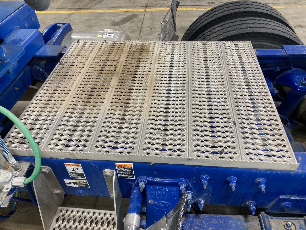 Peterbilt 365 Deckplate for Sale