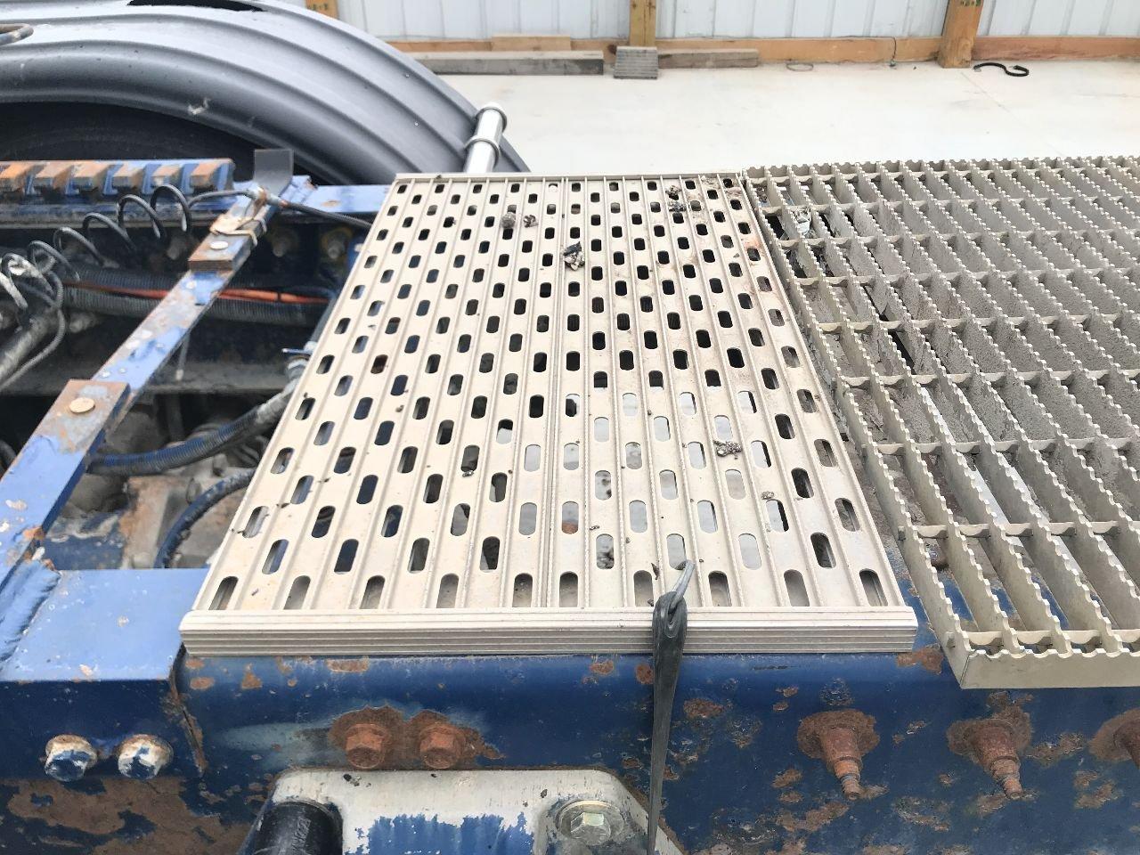 Peterbilt 367 Deckplate for Sale