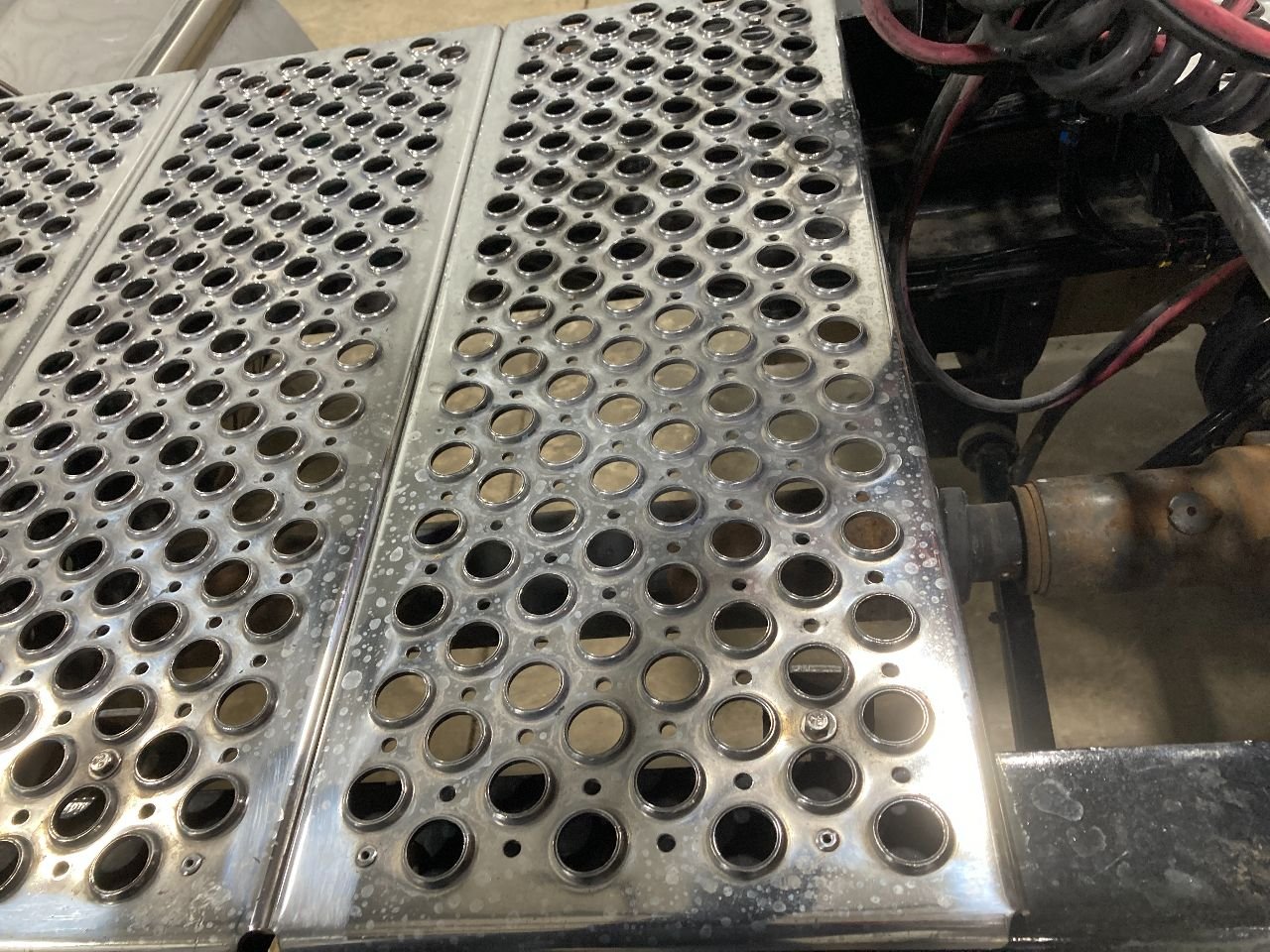 Kenworth T880 Deckplate for Sale
