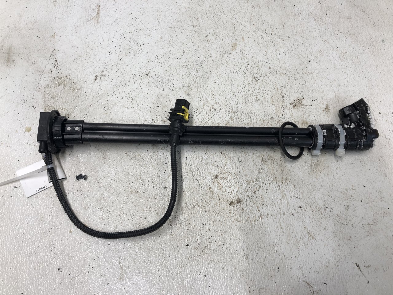 Q21-6170-002 | Peterbilt 579 DEF Sensor for Sale