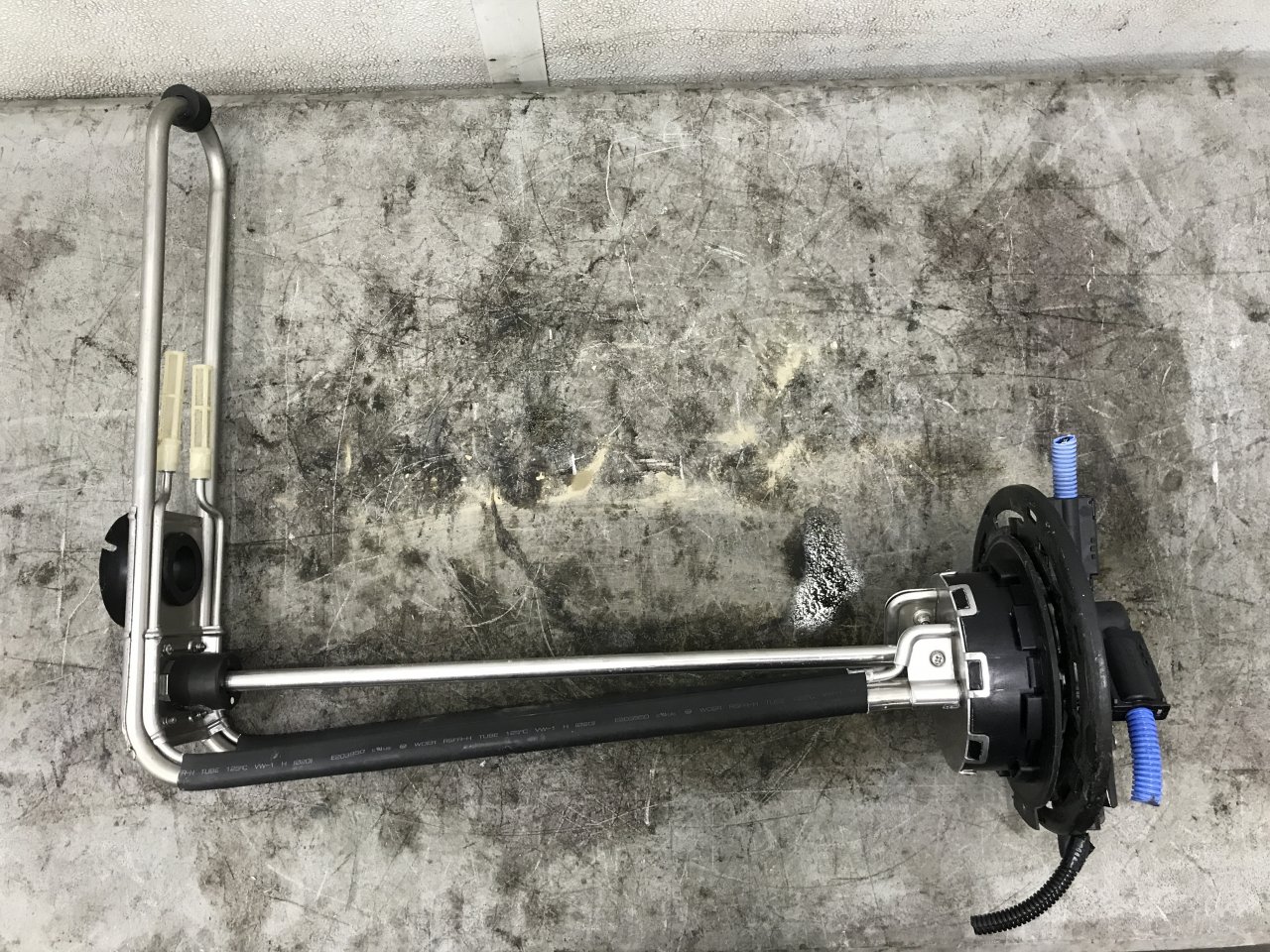 04-3078-000 | Freightliner CASCADIA DEF Sensor for Sale