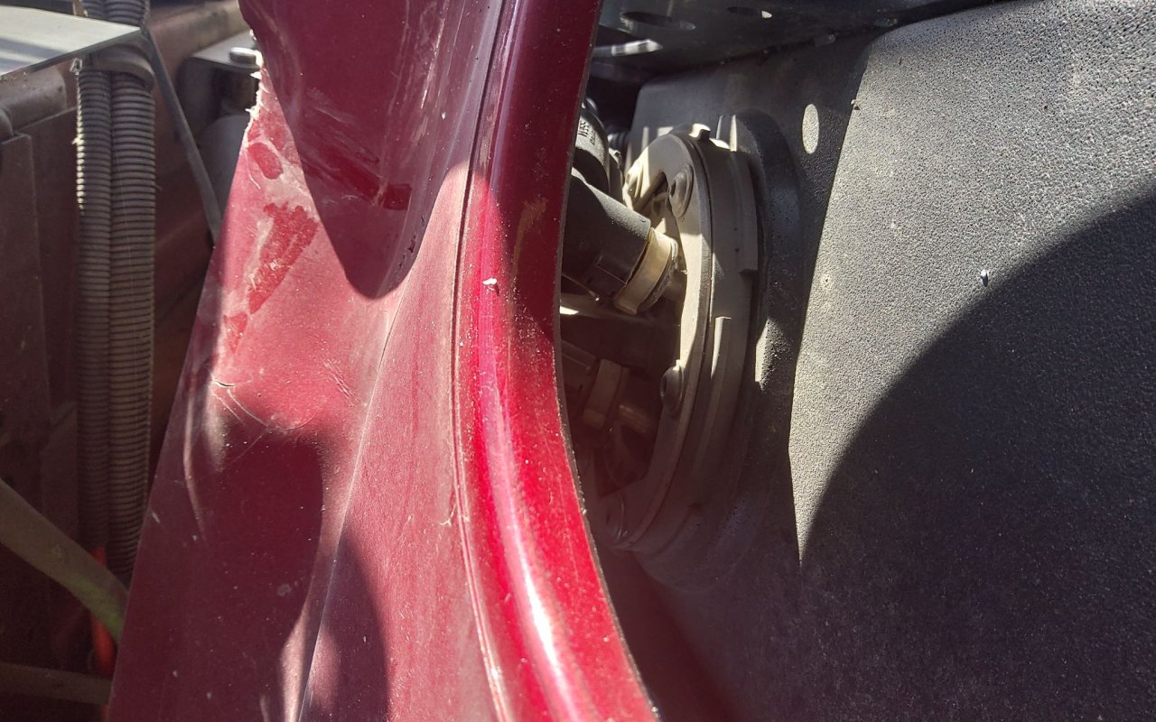 International LT Fuel Tank Sending Unit for Sale