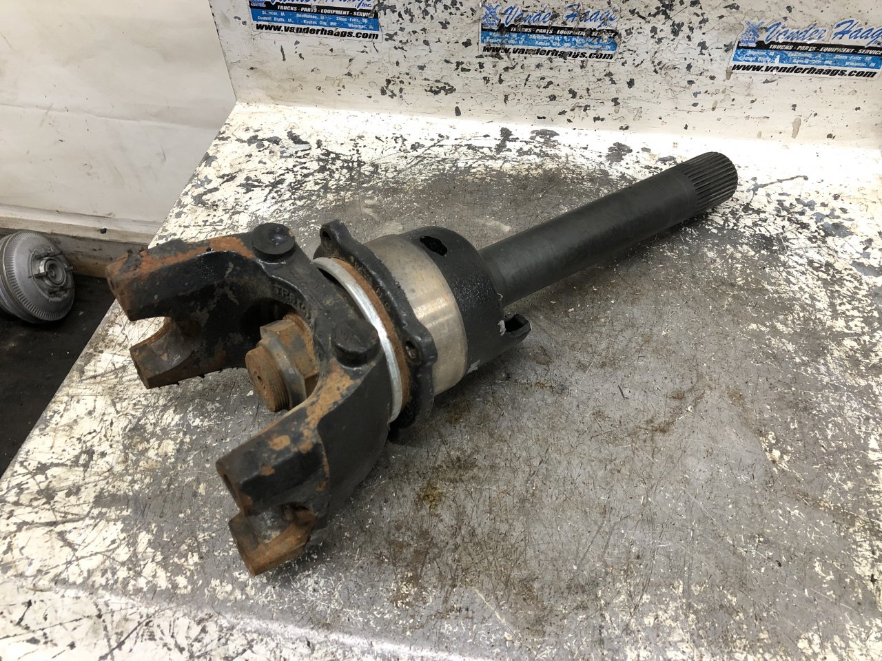 Meritor MD2014X Pwr Divider Thru Shaft for Sale