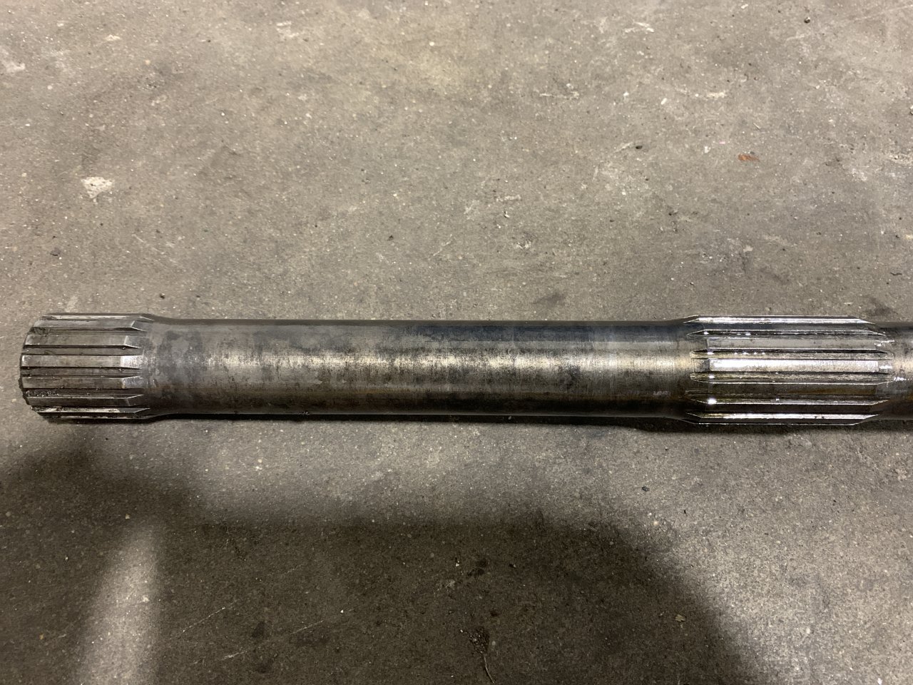 Meritor SLHD Pwr Divider Thru Shaft for Sale