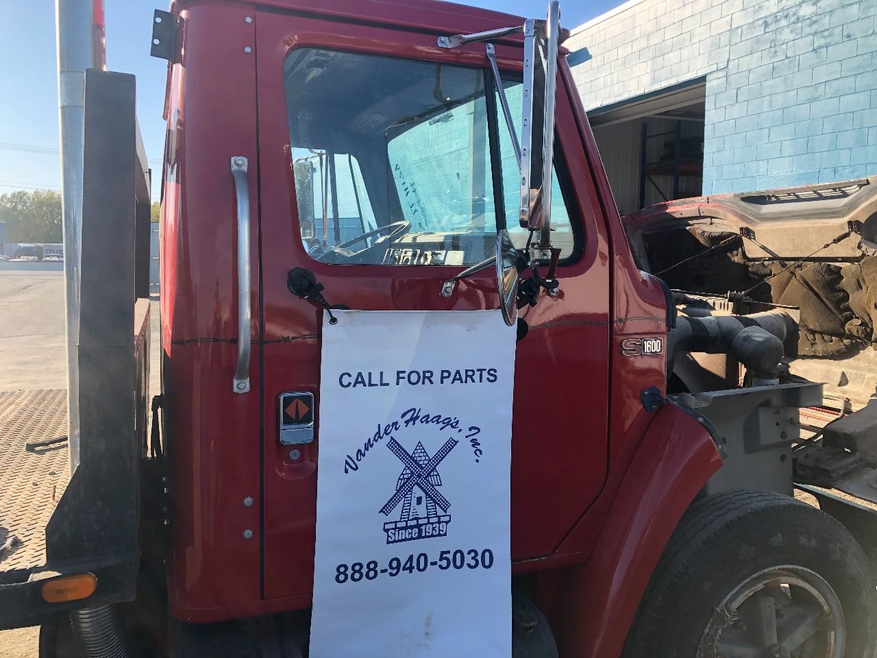 International 1652-SC Door for Sale