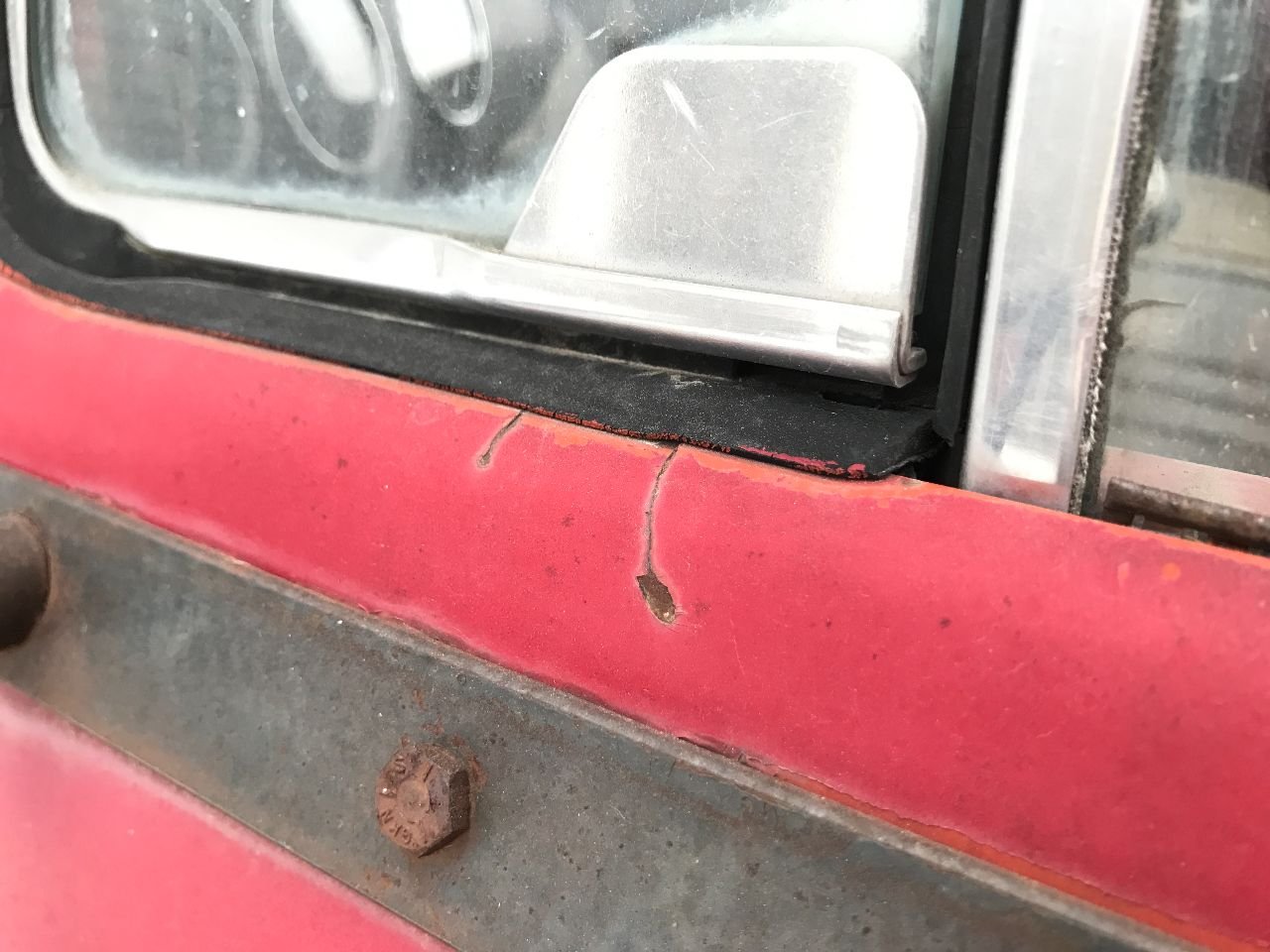 International 1800 LOADSTAR Door for Sale