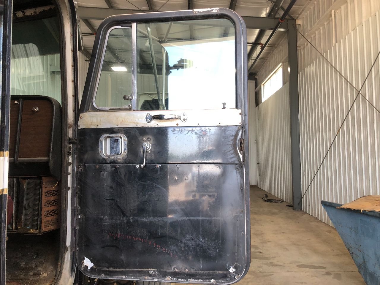 Peterbilt 359 Door for Sale