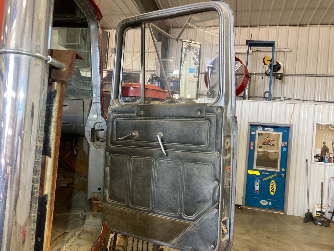 Mack RD600 Door for Sale