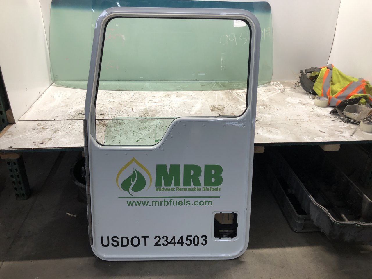 Kenworth T450 Door for Sale