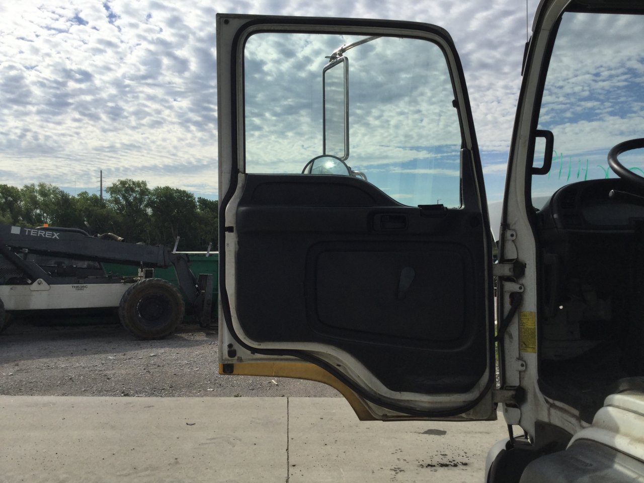 Chevrolet T6500 Door for Sale