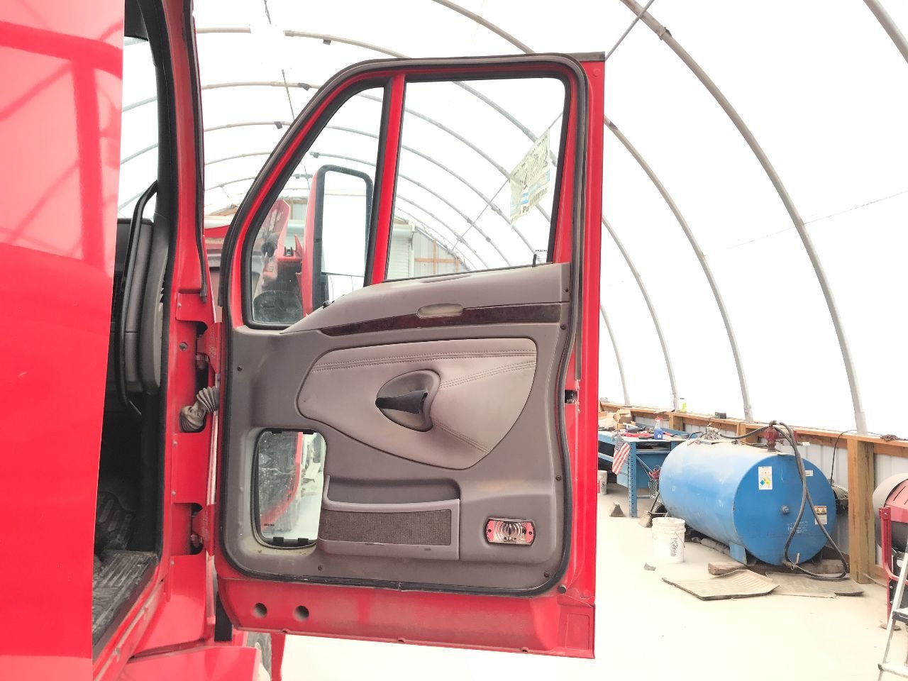 Kenworth T700 Door for Sale