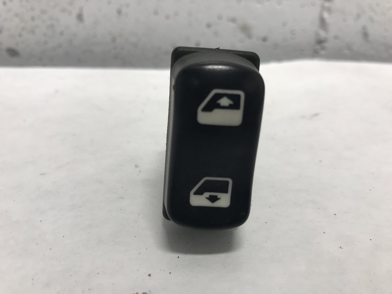 Peterbilt 379 Door Electrical Switch for Sale