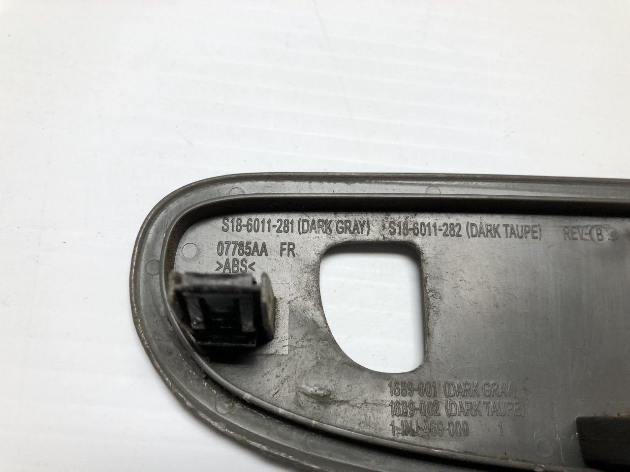 S18-6011-281 | Peterbilt 386 Door Electrical Switch for Sale