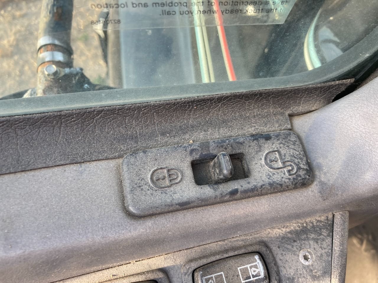 Mack CXU613 Door Electrical Switch for Sale