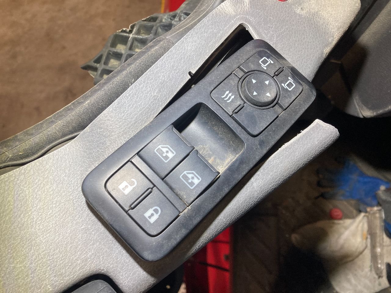 4061965C4 | International LT Door Electrical Switch for Sale