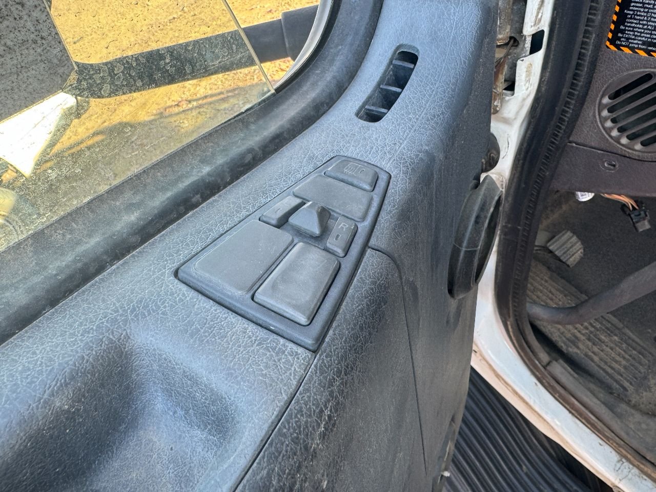 22566513 | Volvo VAH Door Electrical Switch for Sale