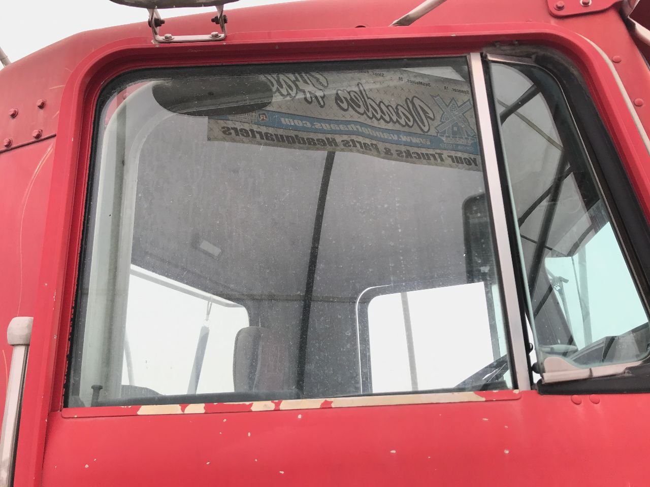 Kenworth T400 Door Glass for Sale